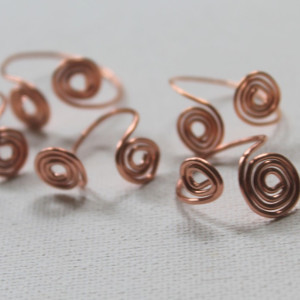 Amazingly Adjustable Wire Rings | AllFreeJewelryMaking.com