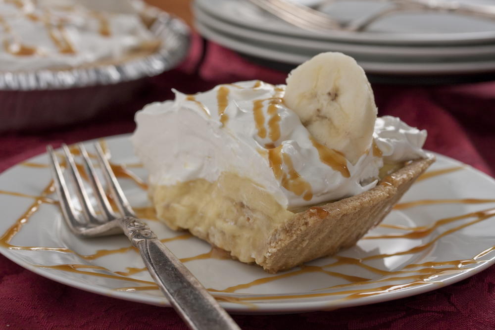 Easy Banoffee Pie | MrFood.com