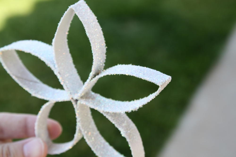 Toilet Paper Roll Star Ornaments