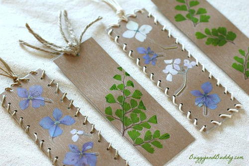 Pressed Flower DIY Bookmarks | AllFreeKidsCrafts.com